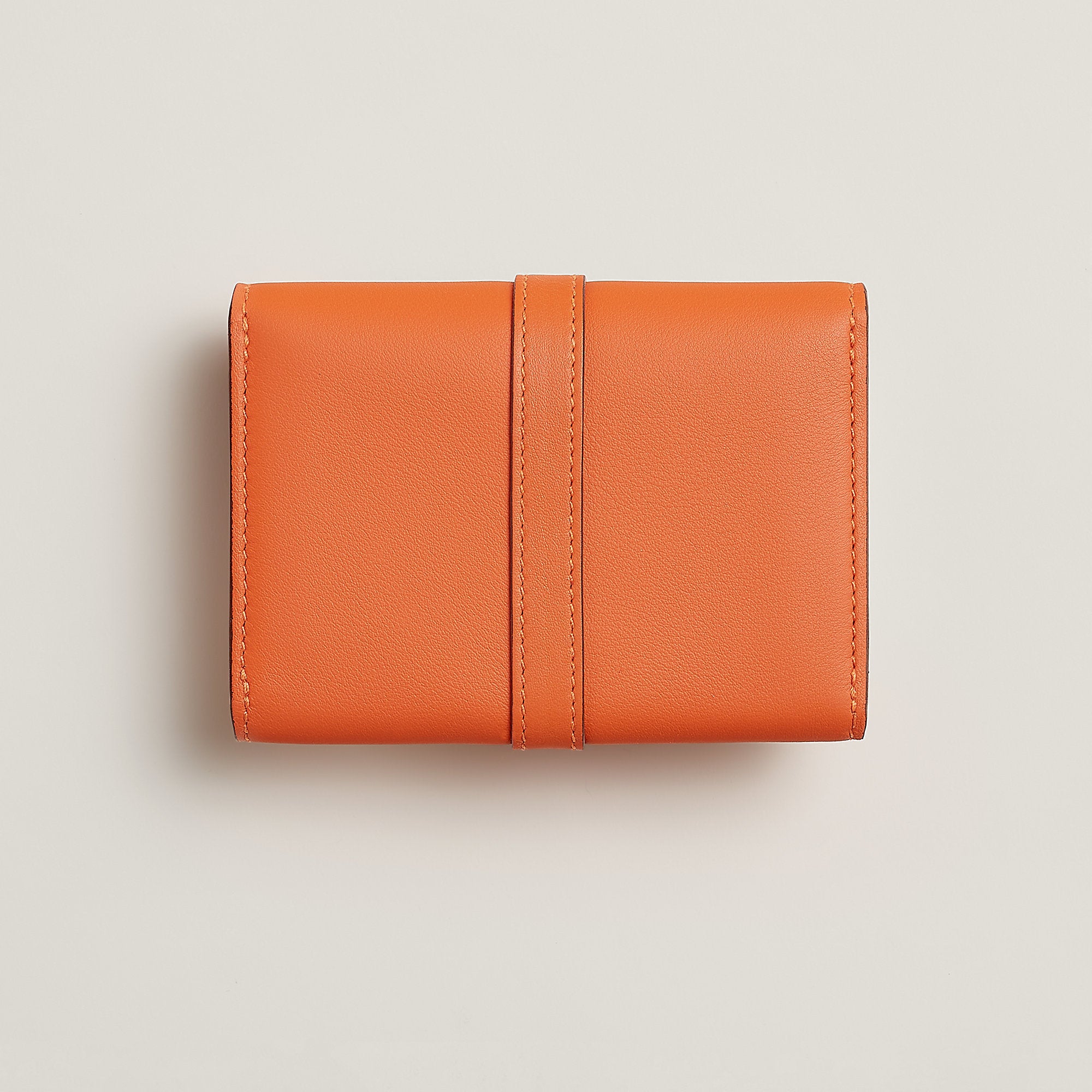 Compact wallet in Swift calfskin - Leather tab with "Chaine d'Ancre ...