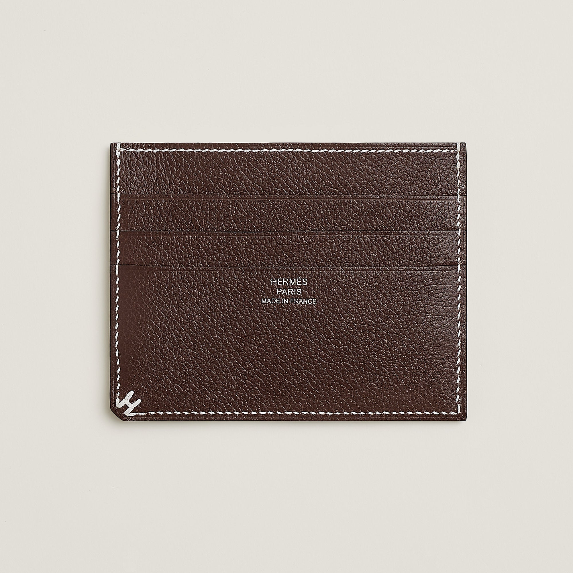 Card holder in Ever calfskin - Contrasting saddle-stitch and hand-sewn ...