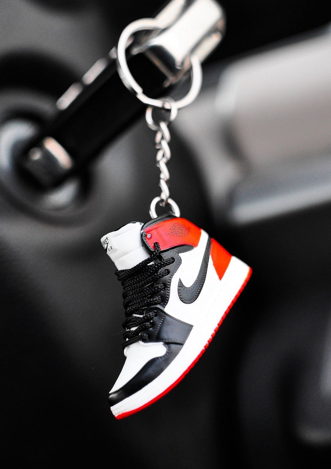 Sneaker Keychain – Kicks Machine